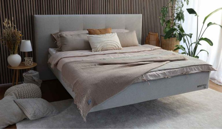 Oblazinjeno pohištvo - Boxspring postelja